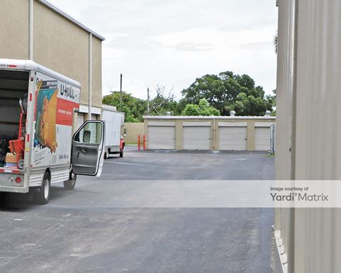 iStorage - 540 SW 27th Avenue, Fort Lauderdale, FL